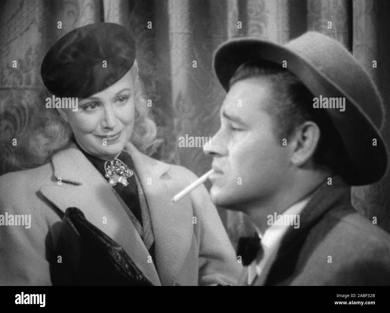 DETOUR, from left: Claudia Drake, Tom Neal, 1945 Stock Photo - Alamy