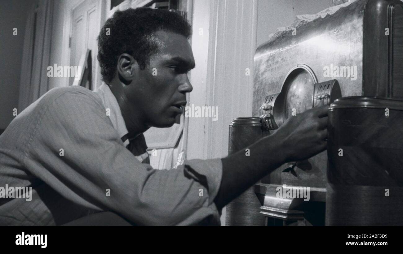 NIGHT OF THE LIVING DEAD, Duane Jones, 1968 Stock Photo - Alamy