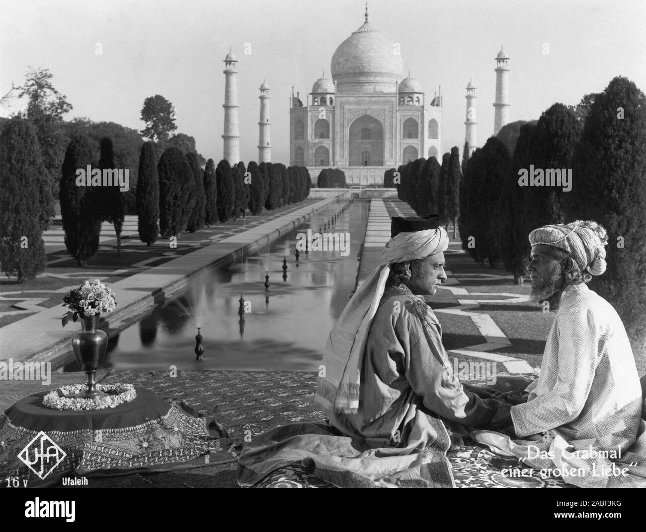 SHIRAZ, (aka SHIRAZ: A ROMANCE OF INDIA), from left: Himansu Rai, Charu ...