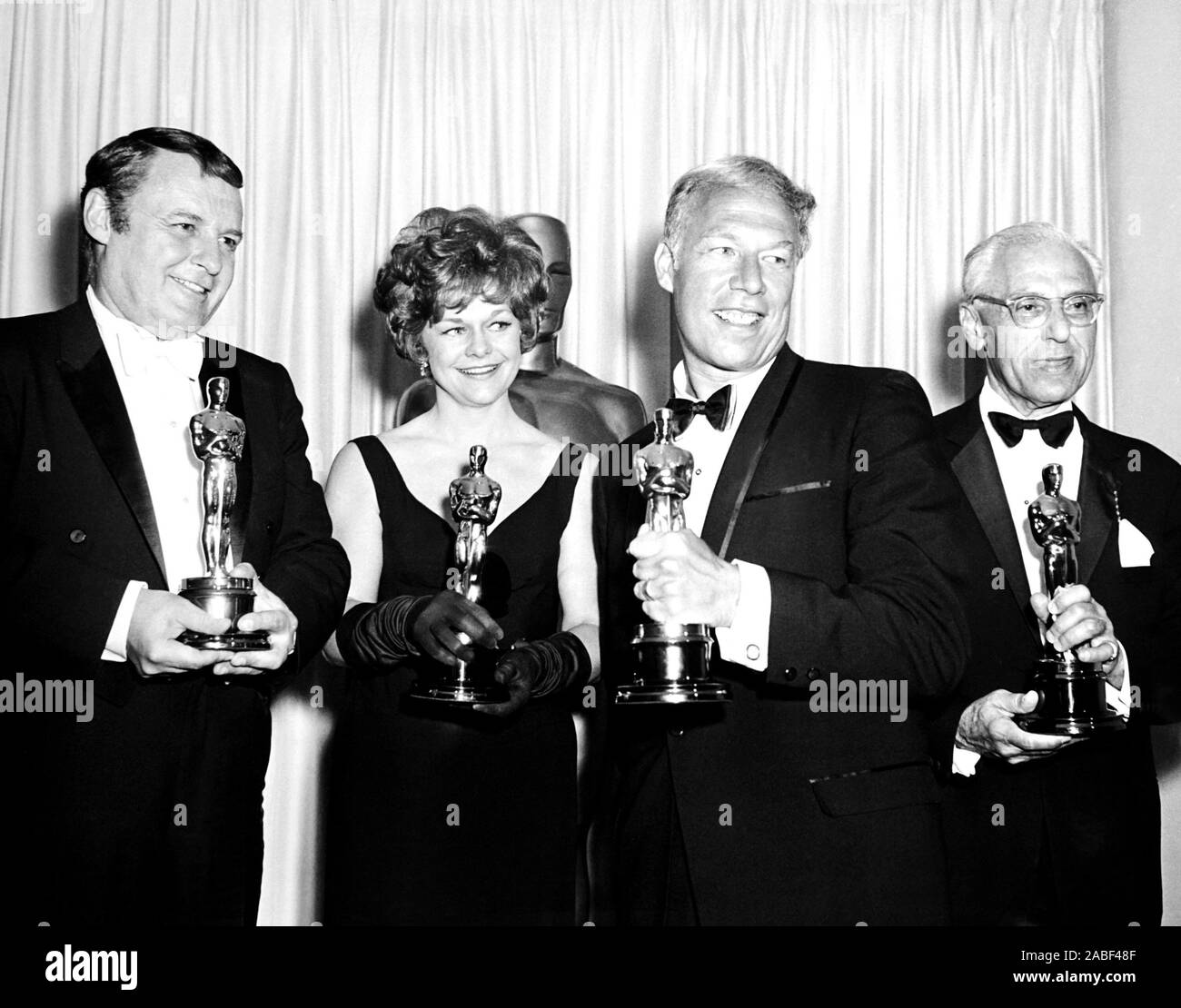 From left, Oscar winners Rod Steiger (Best Actor, IN THE HEAT OF THE ...