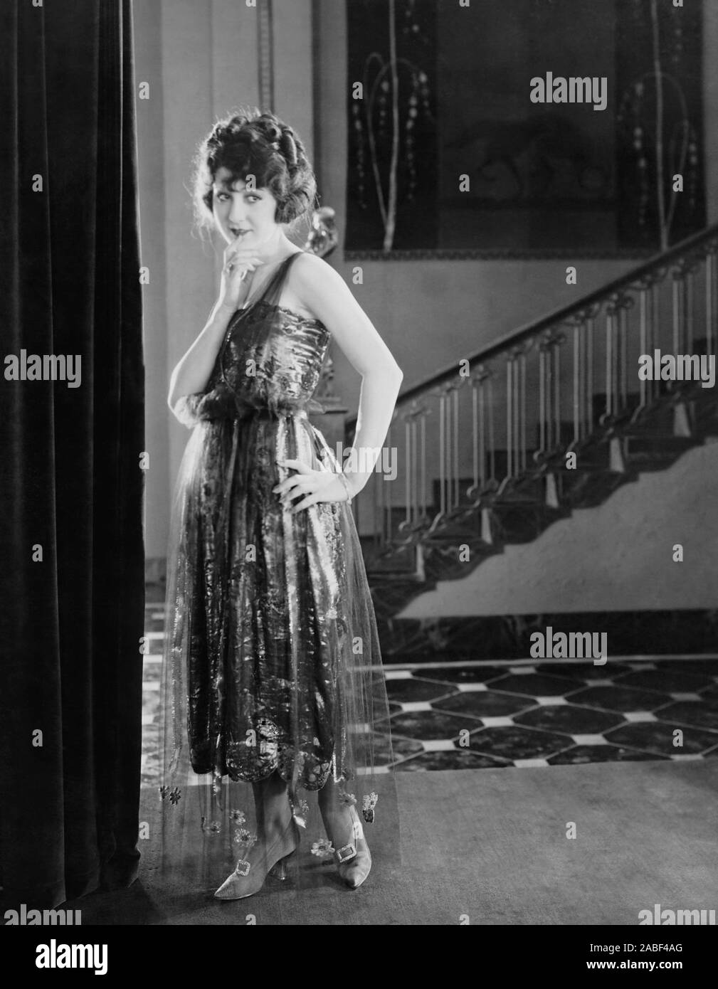 REMEMBRANCE, Patsy Ruth Miller, 1922 Stock Photo - Alamy