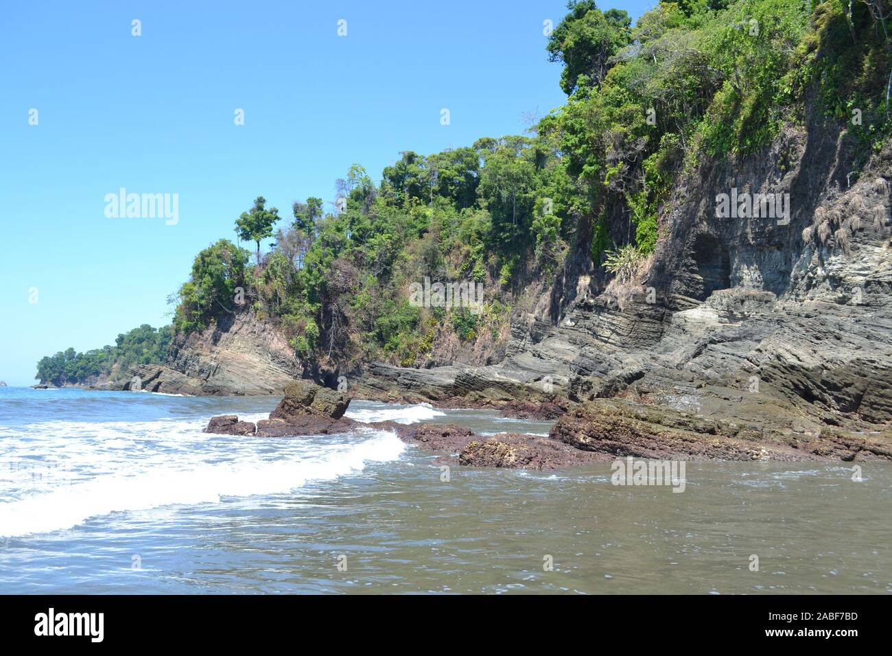 Tropical beach near Quepos, Costa Rica Stock Photo - Alamy