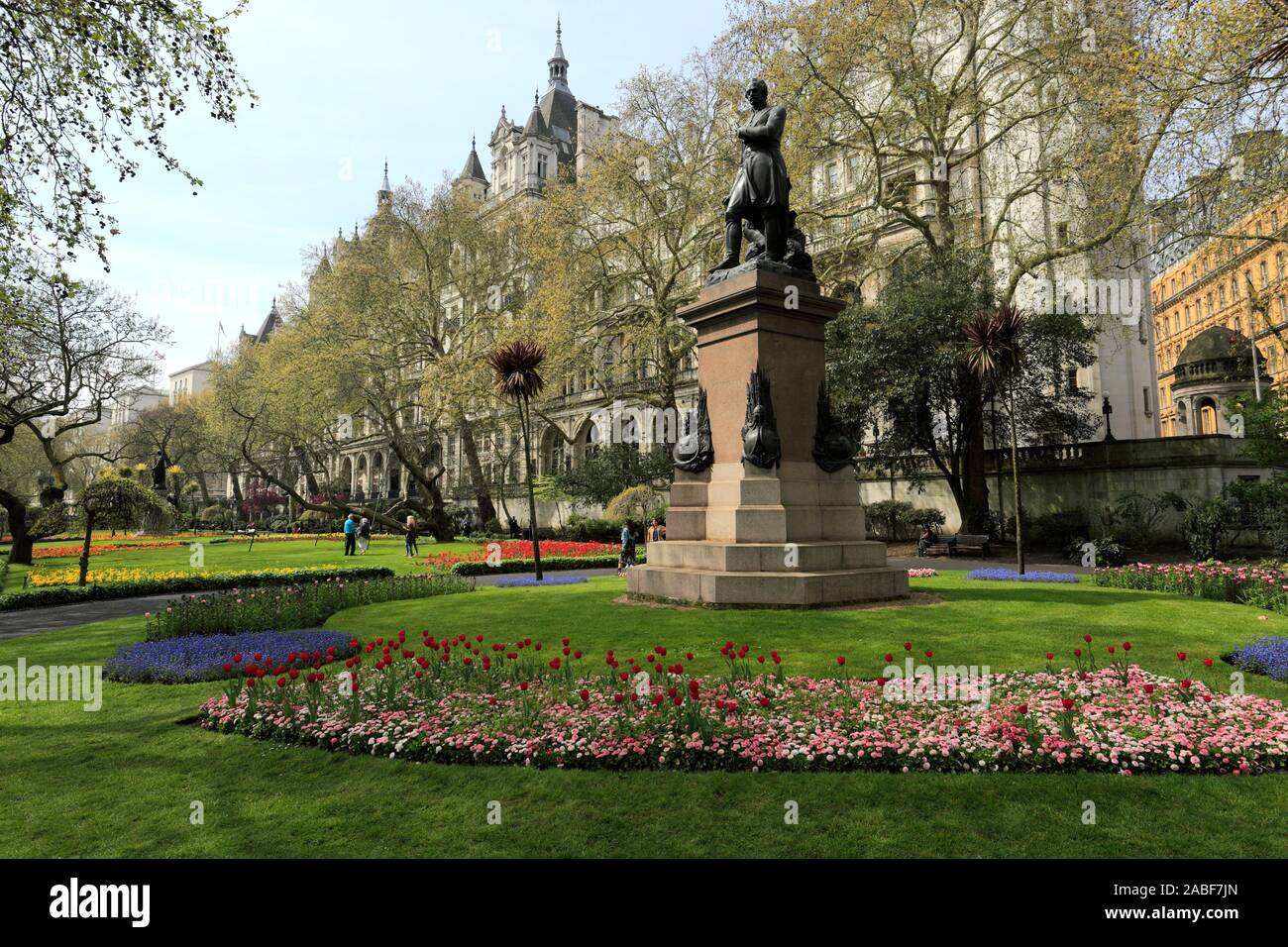 Statue of General Sir James Outram, Victoria Embankment Gardens, City ...