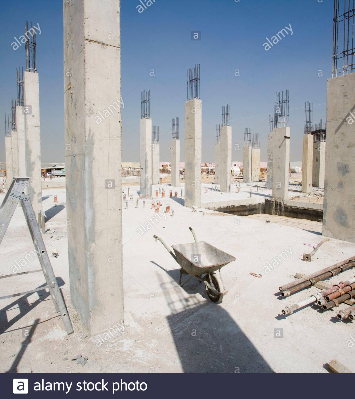 Construction Site In Dubai Uae High Resolution Stock Photography and ...