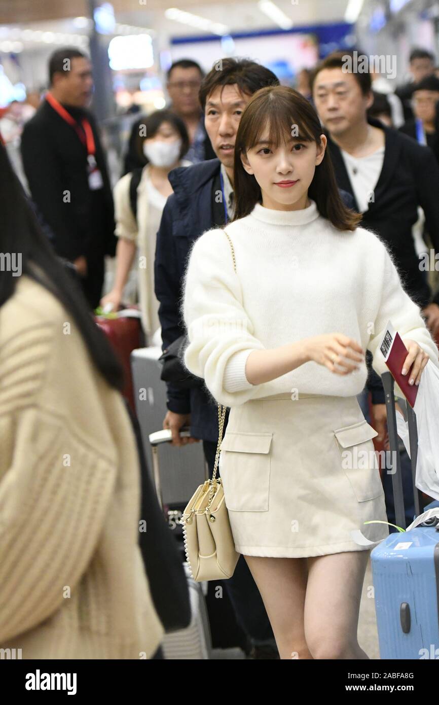 Hori Miona of Japanese female idol group Nogizaka 46 arrives at Shanghai Putong International ...