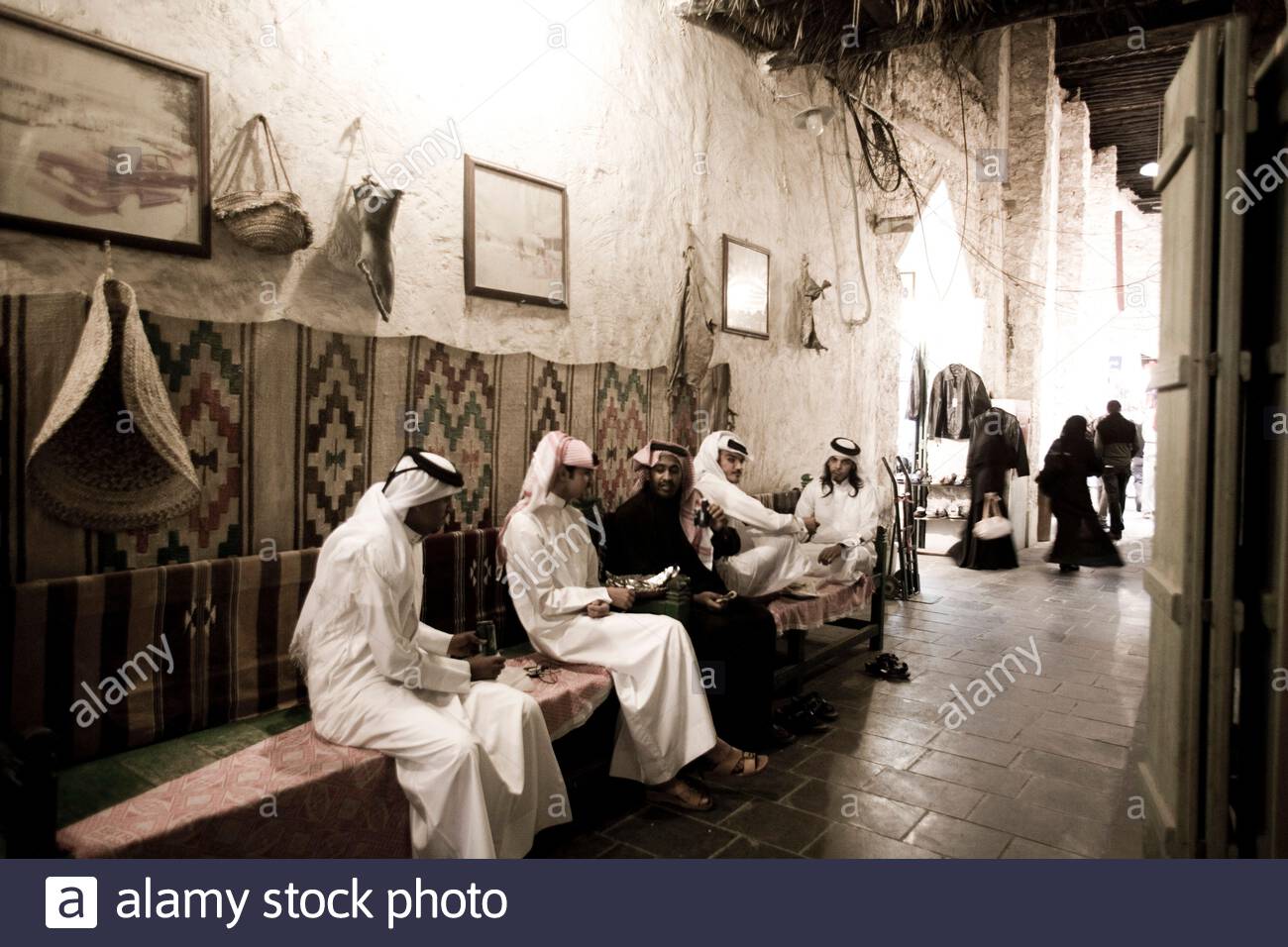 Thobe Gutra High Resolution Stock Photography and Images - Alamy