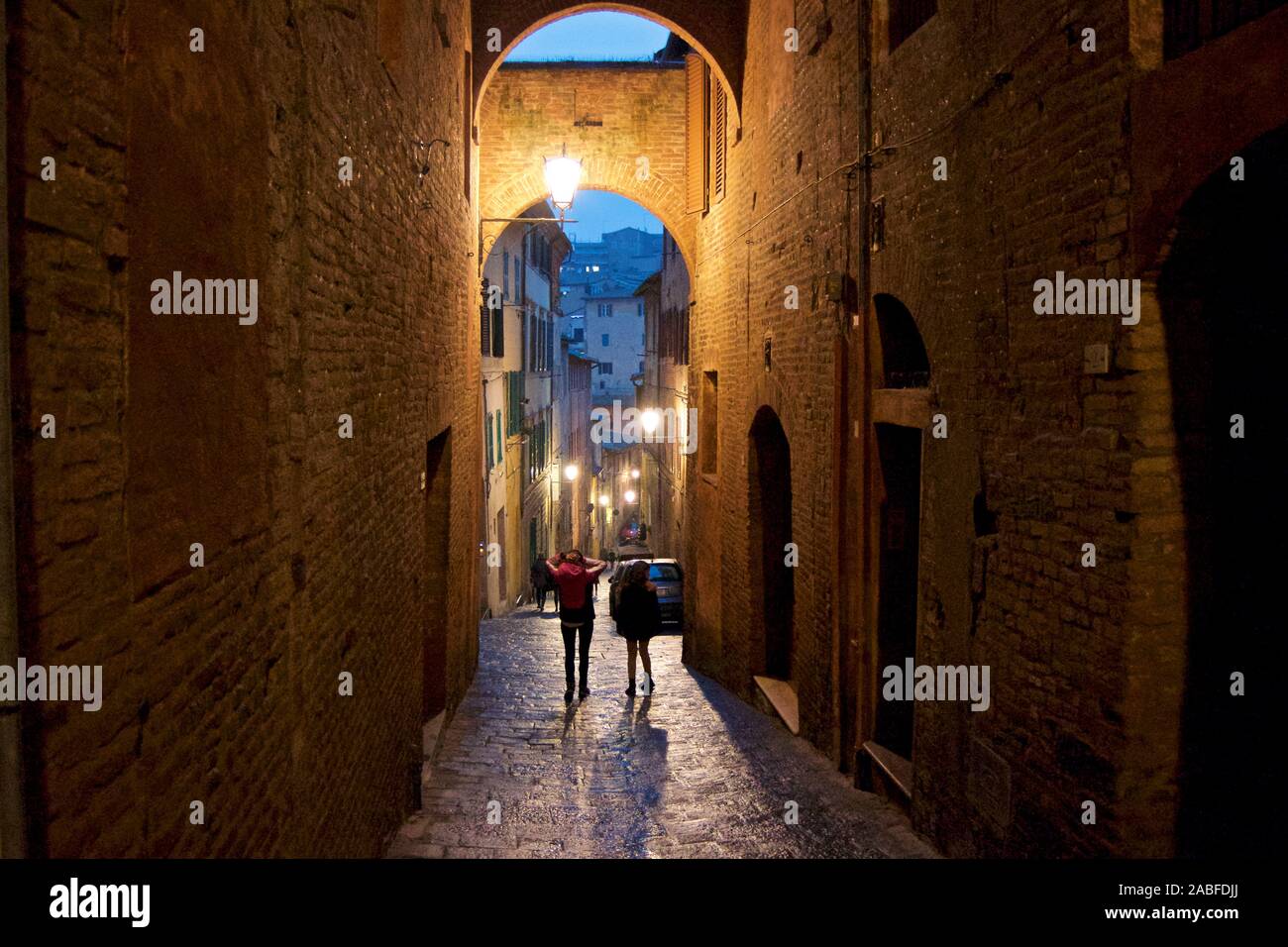 Siena medieval city night hi-res stock photography and images - Alamy