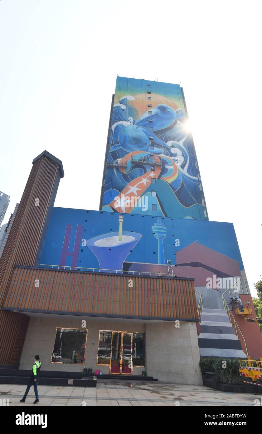 14 Meters High High Resolution Stock Photography and Images - Alamy