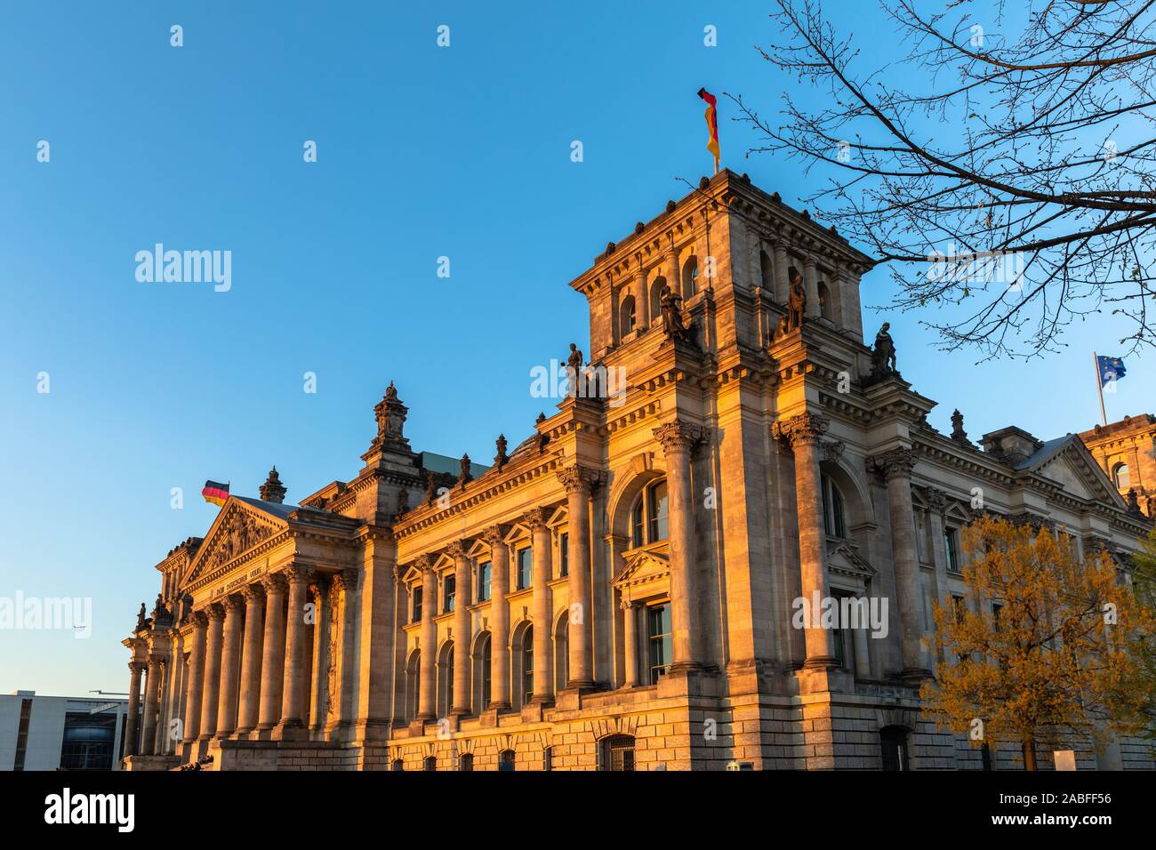 Reichstag building top view hi-res stock photography and images - Alamy