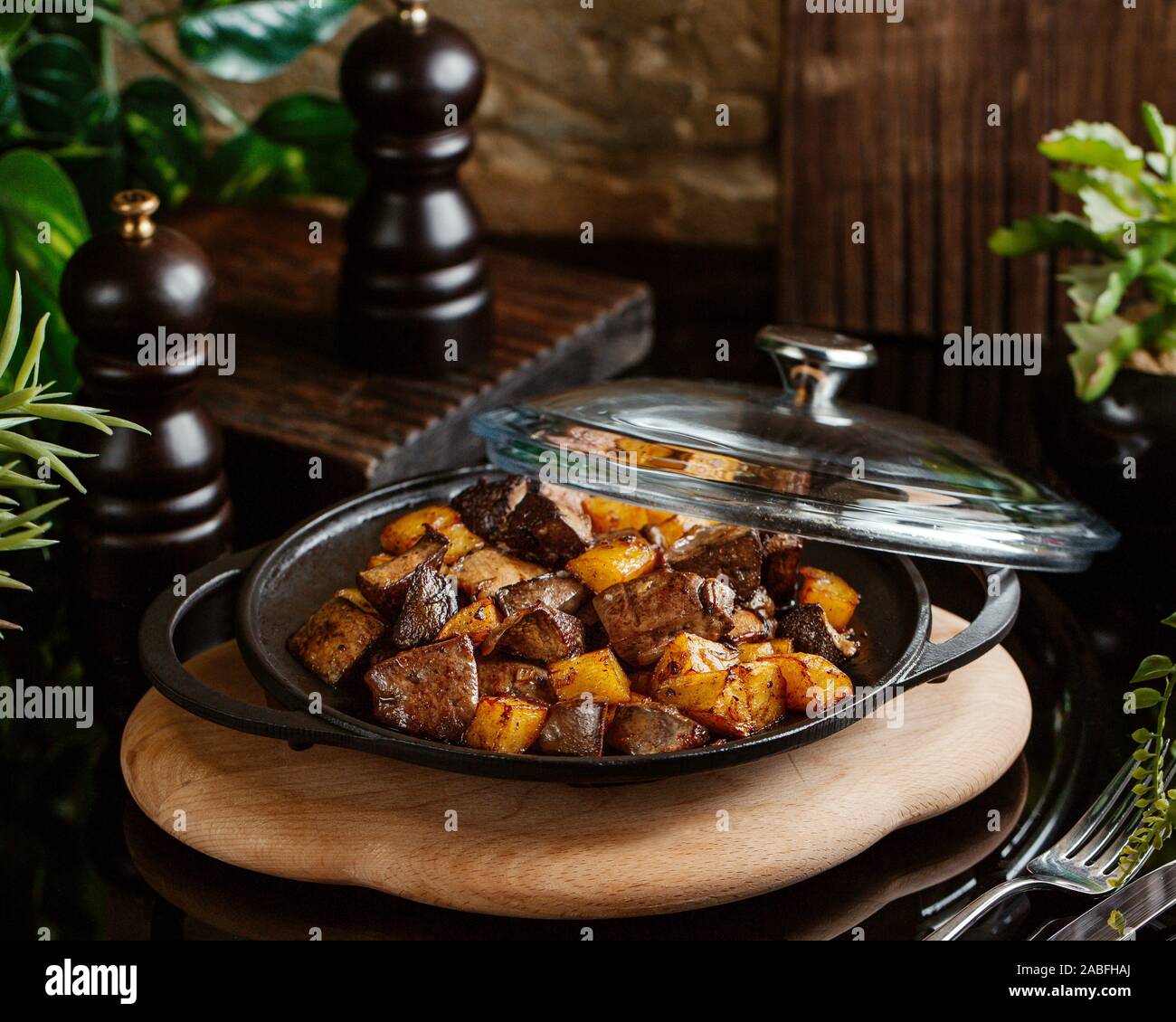 Lamb spleen hi-res stock photography and images - Alamy