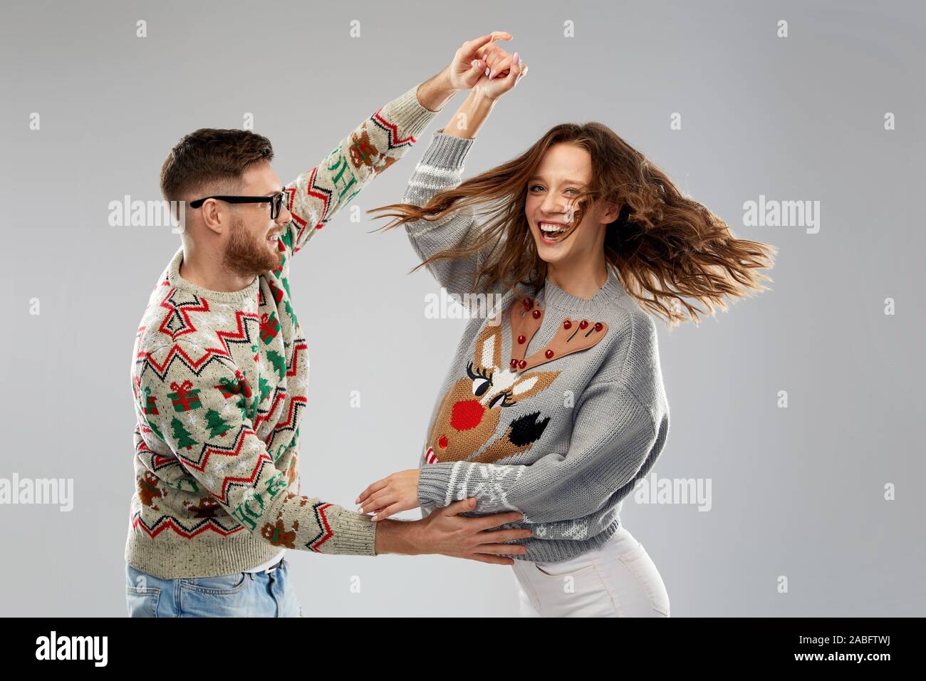 Couple dancing at party hi-res stock photography and images - Alamy