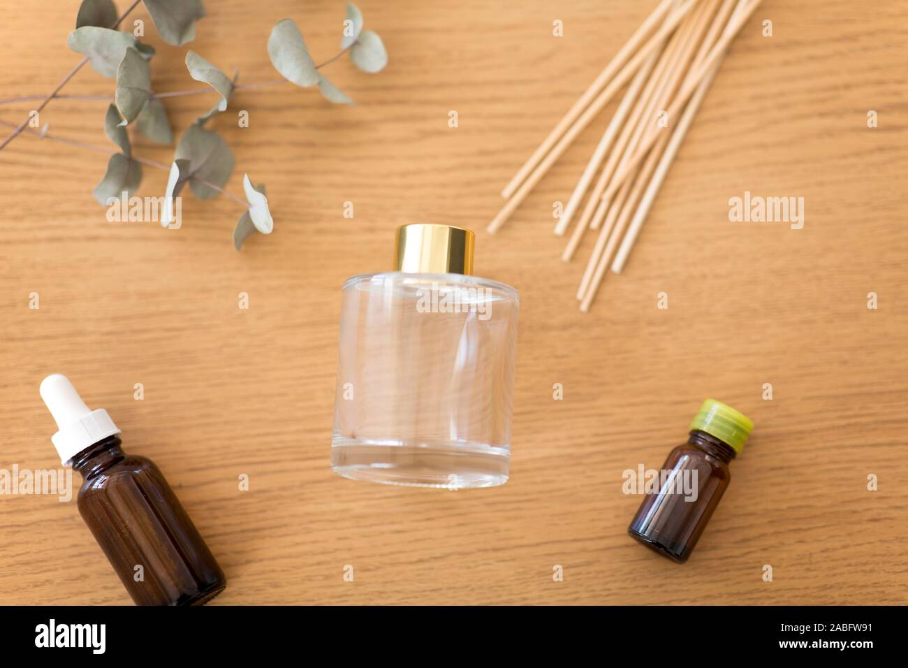 Oil essential eucalyptus hi-res stock photography and images - Alamy