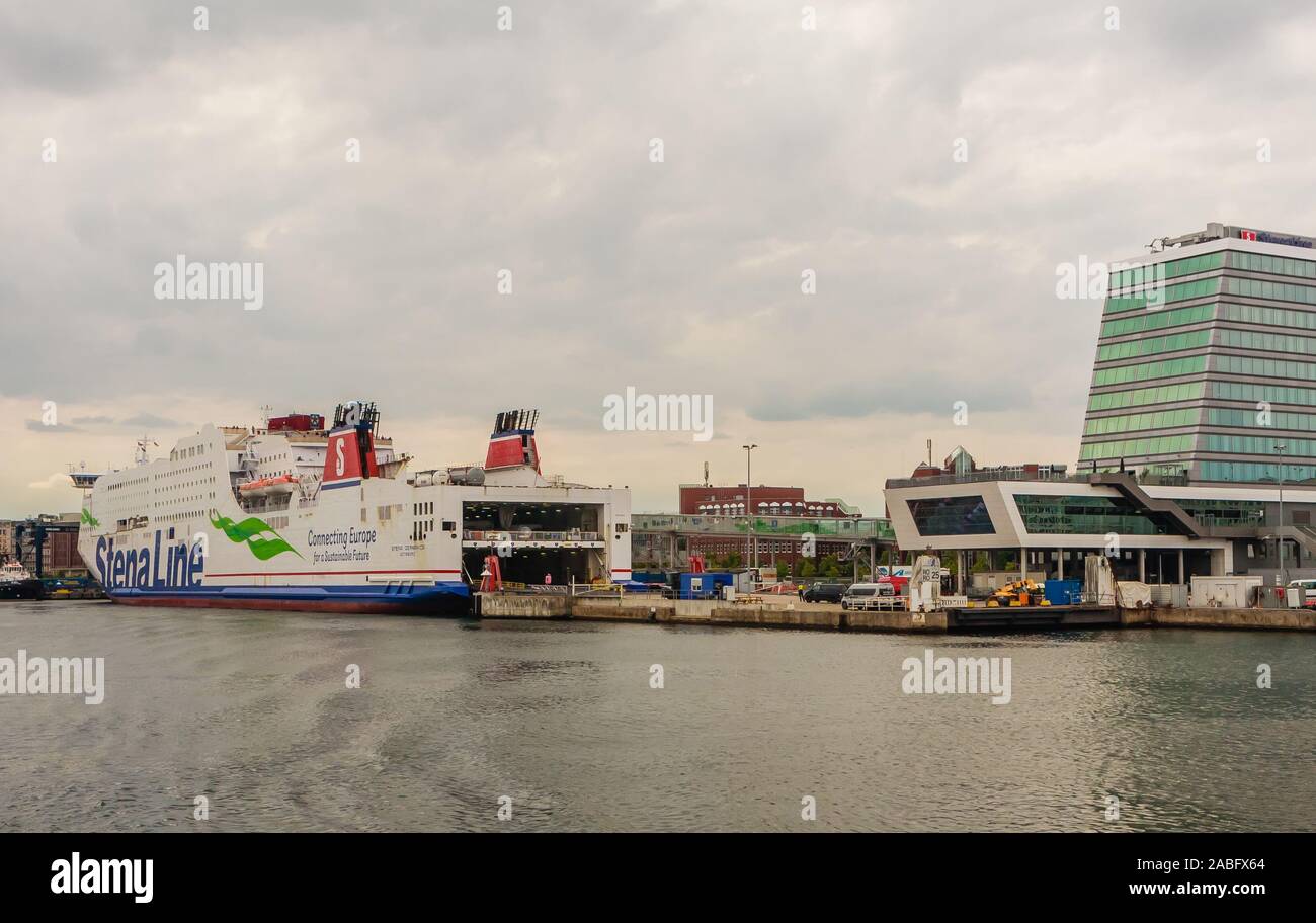 Stena freighter hi-res stock photography and images - Alamy