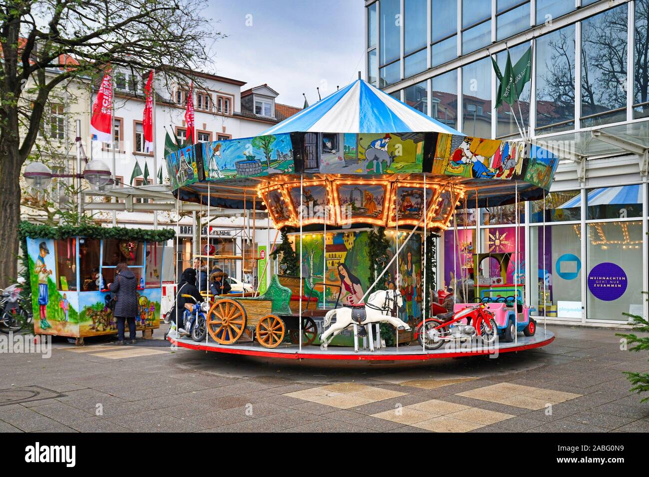 Carousel children christmas market hi-res stock photography and images ...