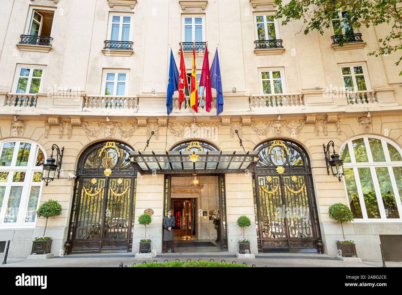 The ritz hotel hi-res stock photography and images - Alamy