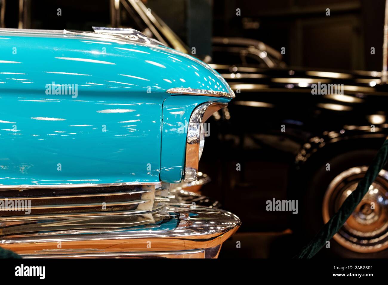 Blue Cadillac Super 62 de Ville Hardtop Coupe - 1960 Model - side view ...