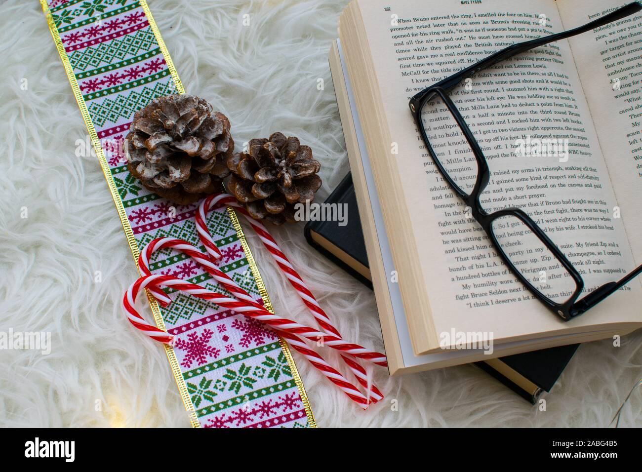 Study for exams hi-res stock photography and images - Alamy