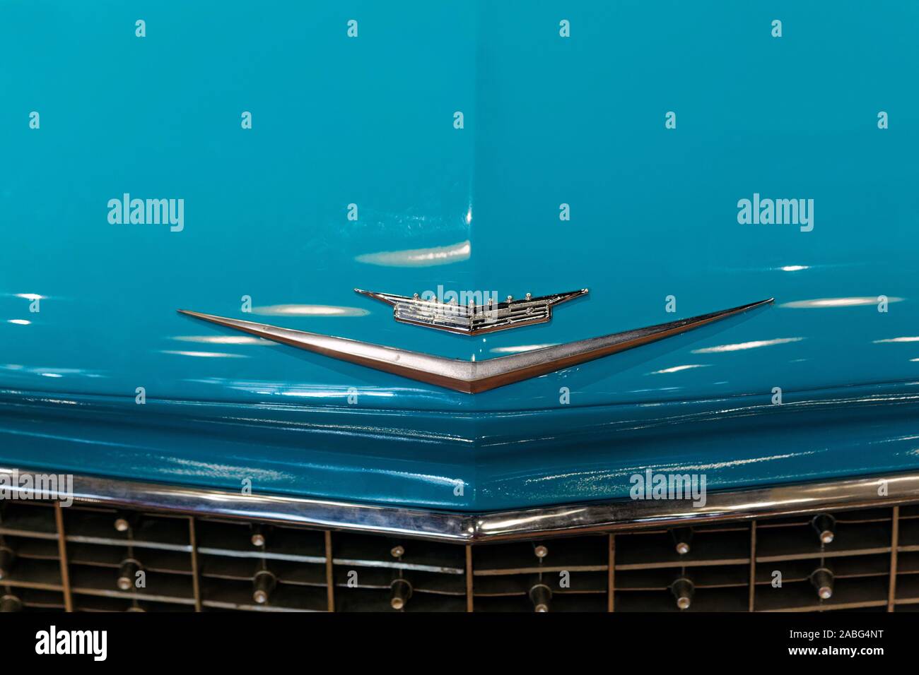 Blue Cadillac Super 62 de Ville Hardtop Coupe - 1960 Model - hood, logo ...