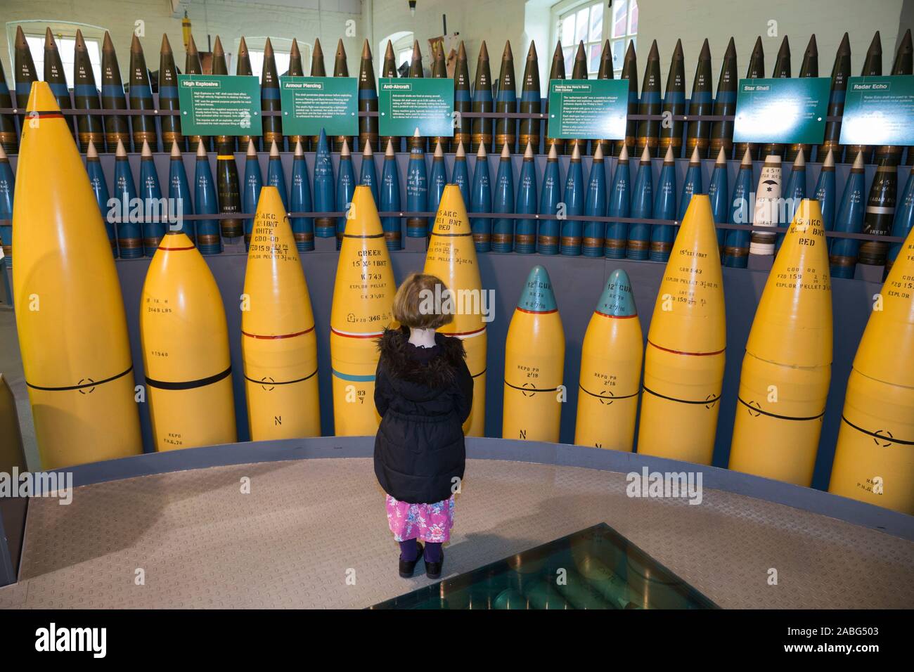 Artillery shells hi-res stock photography and images - Alamy