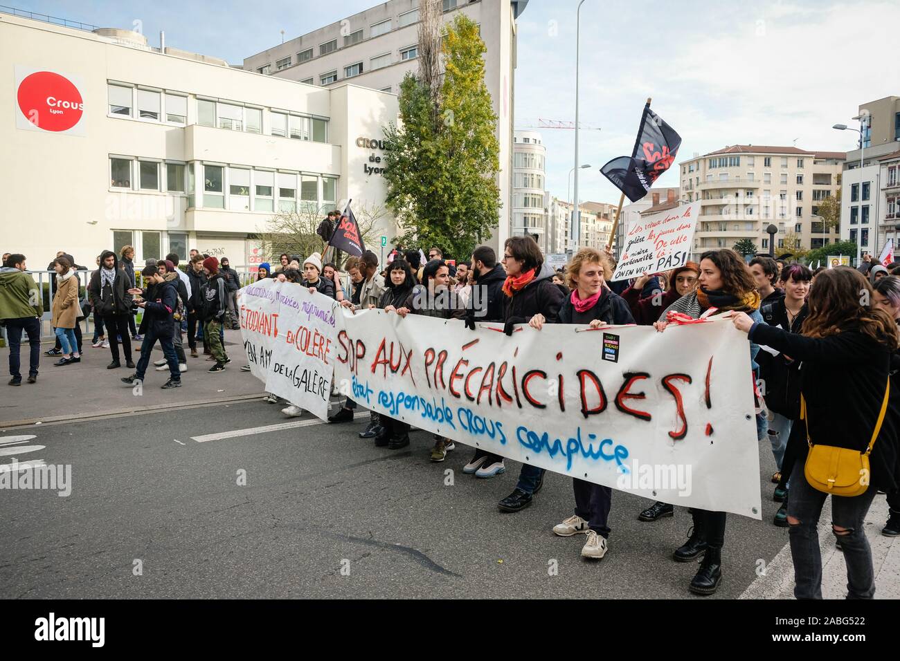 Crous hi-res stock photography and images - Alamy