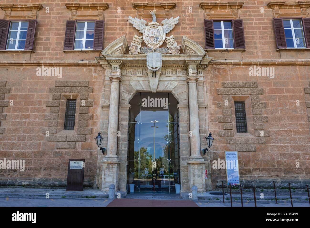 Palazzo dei Normanni facade seen from Piazza del Parlamento square in ...