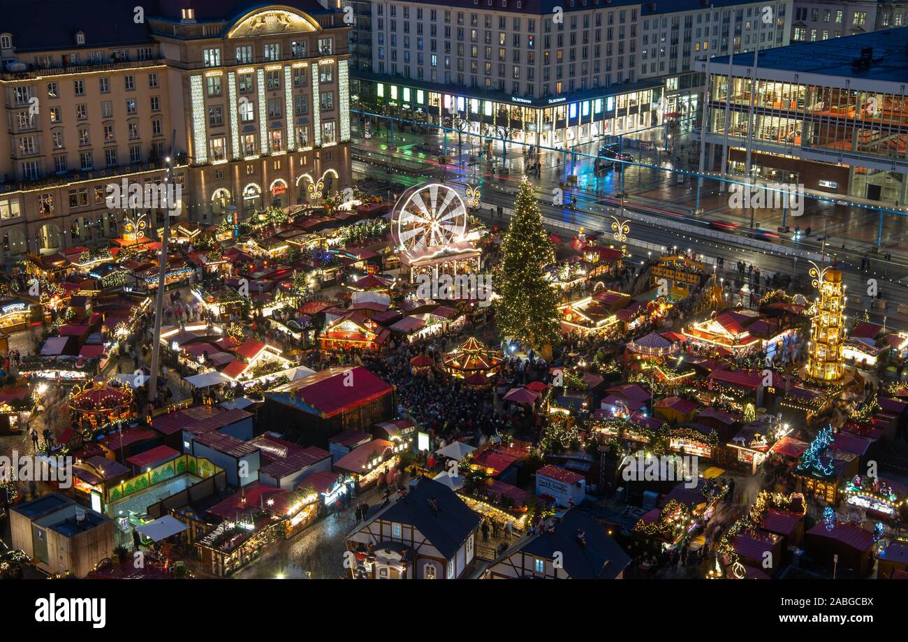 Dresden, Germany. 27th Nov, 2019. View of the 585th Dresdner ...