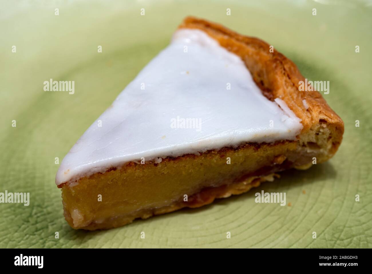 Homemade Bakewell tart Stock Photo - Alamy