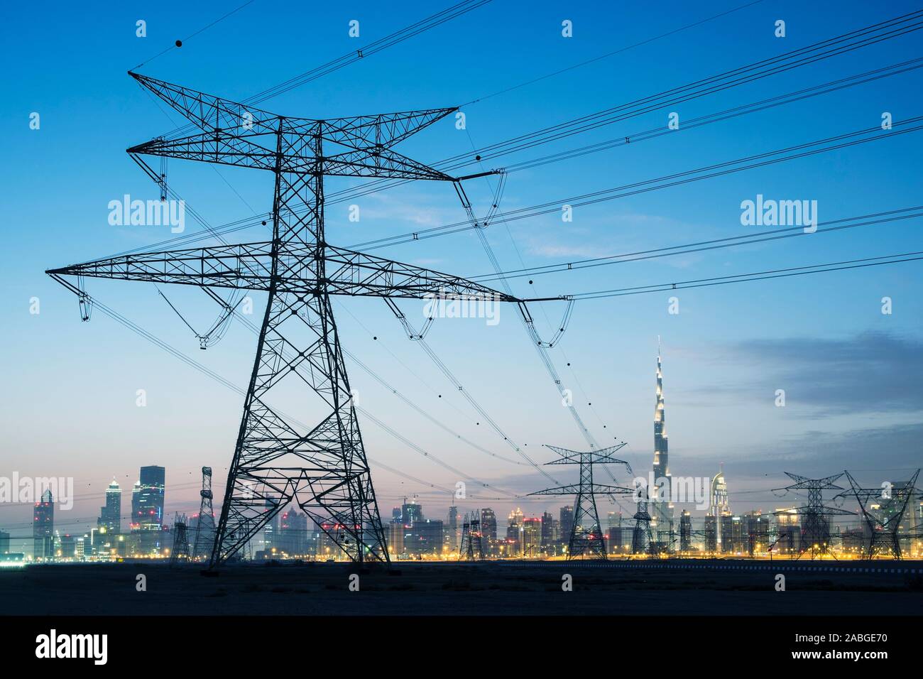 Power lines dubai uae hi-res stock photography and images - Alamy