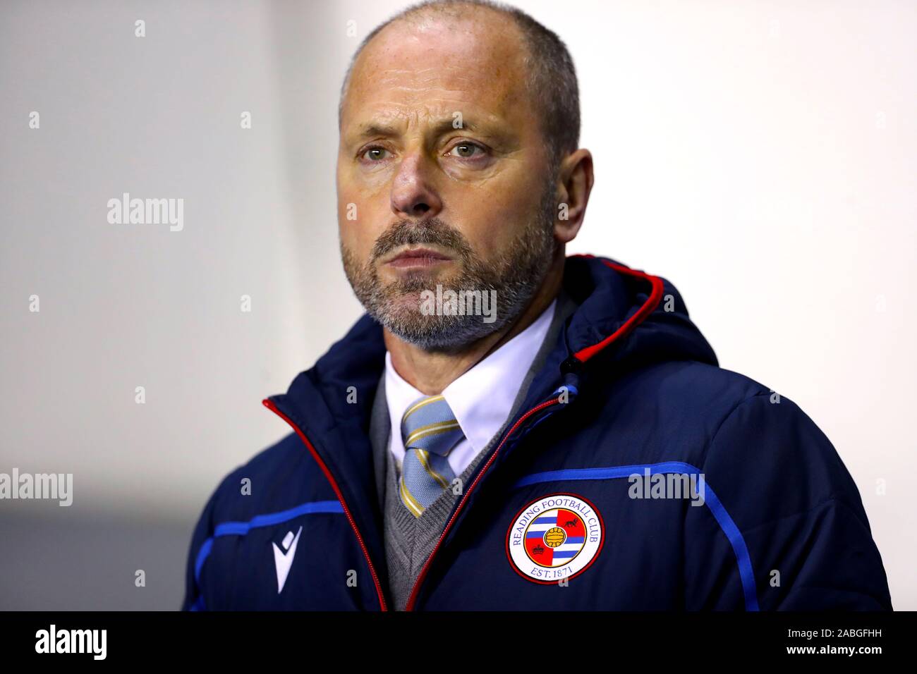 Reading manager Mark Bowen during the Sky Bet Championship match at the ...