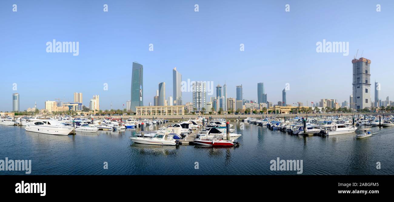 Souq sharq waterfront hi-res stock photography and images - Alamy