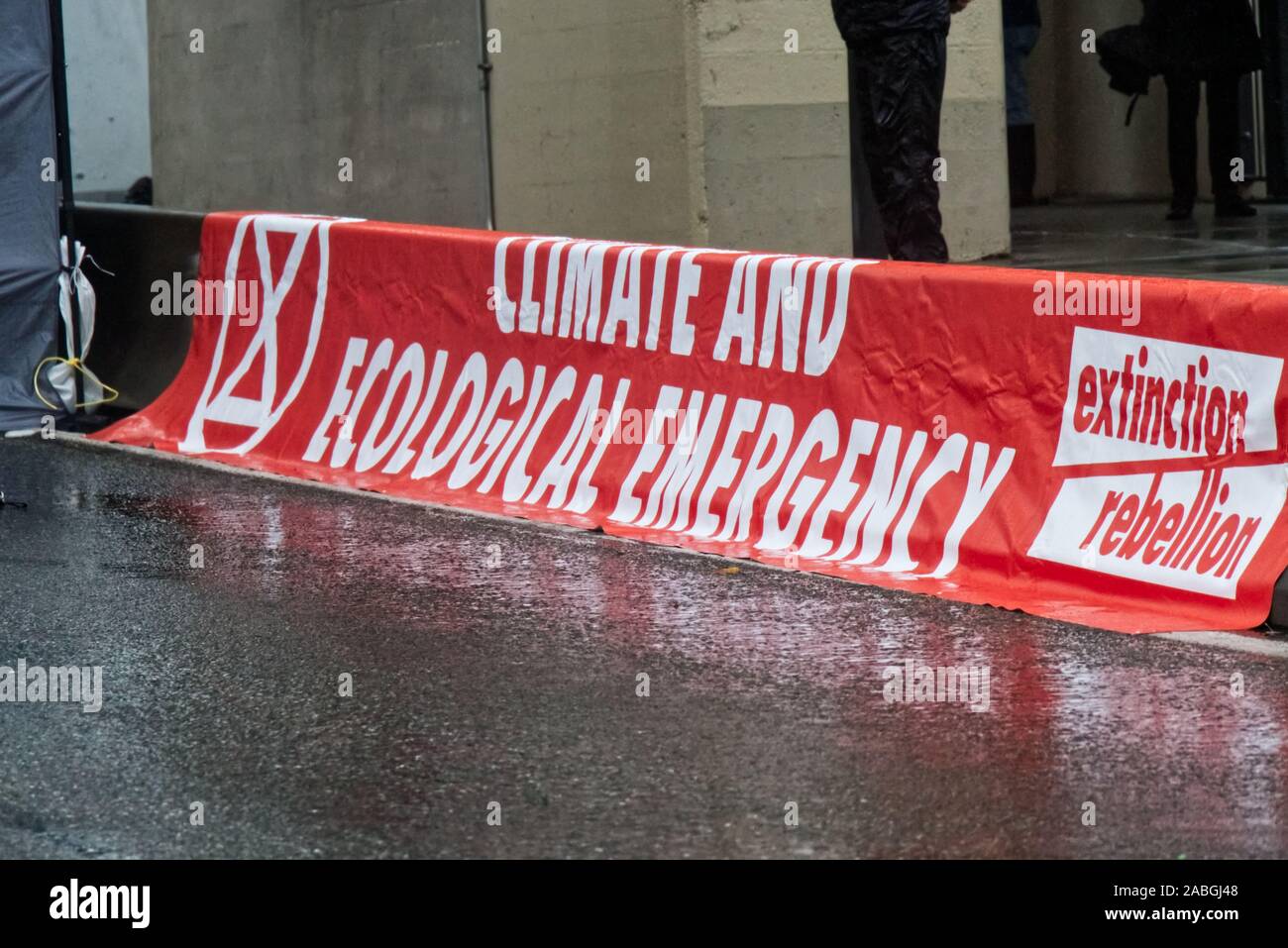 Climate and ecological emergency movement hi-res stock photography and ...