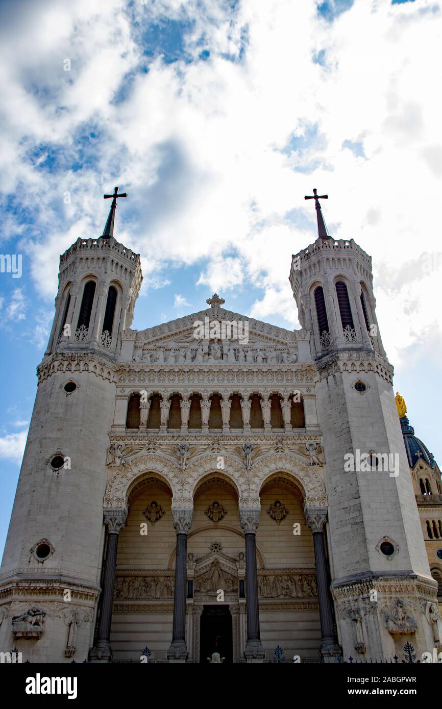Basilique de fourviere exterior of the fourviere basilica hi-res stock ...