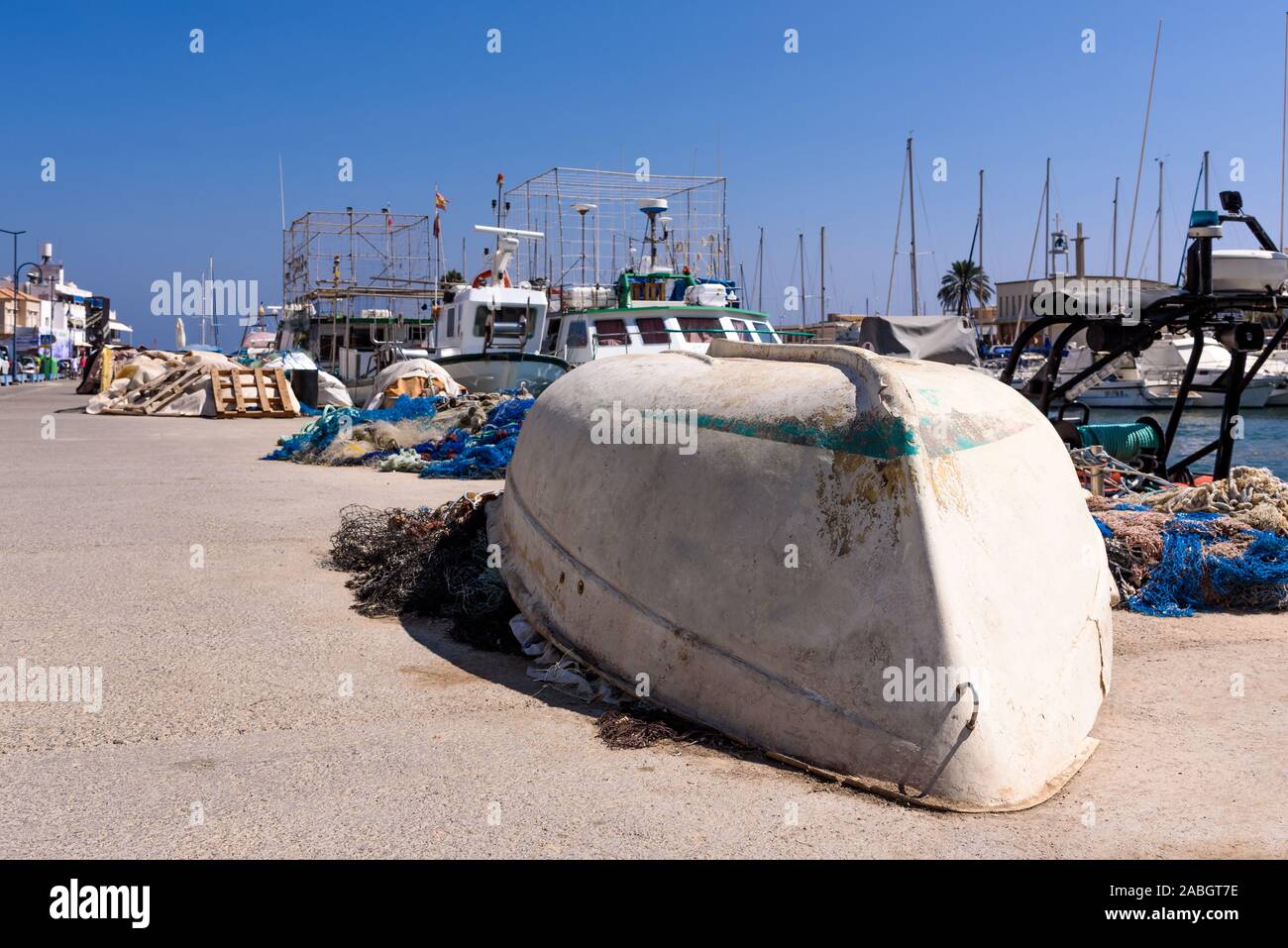 Overturned boat hi-res stock photography and images - Alamy