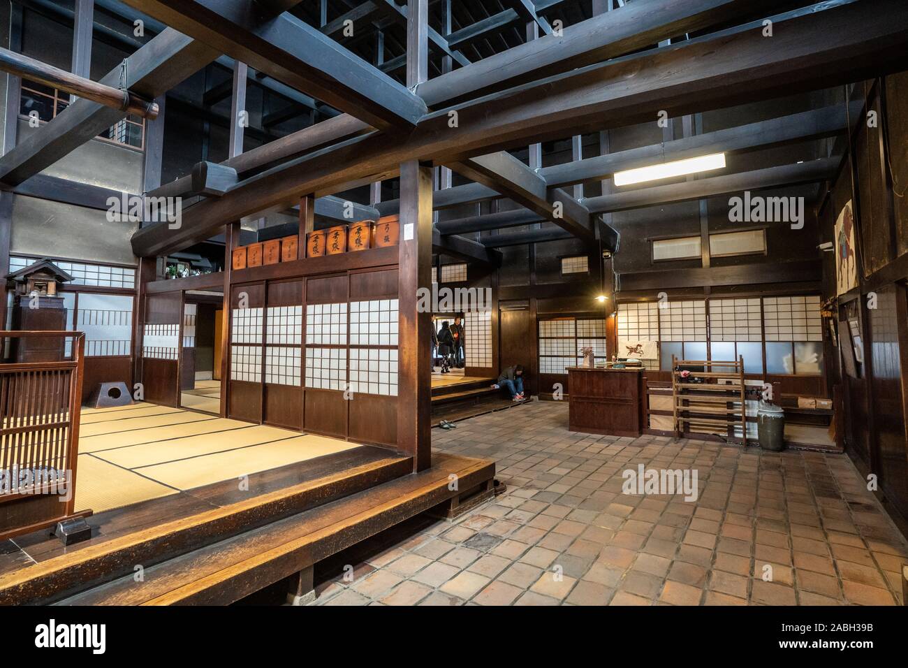 Japanese traditional house interior at Kusakabe Folk Museum, Takayama ...
