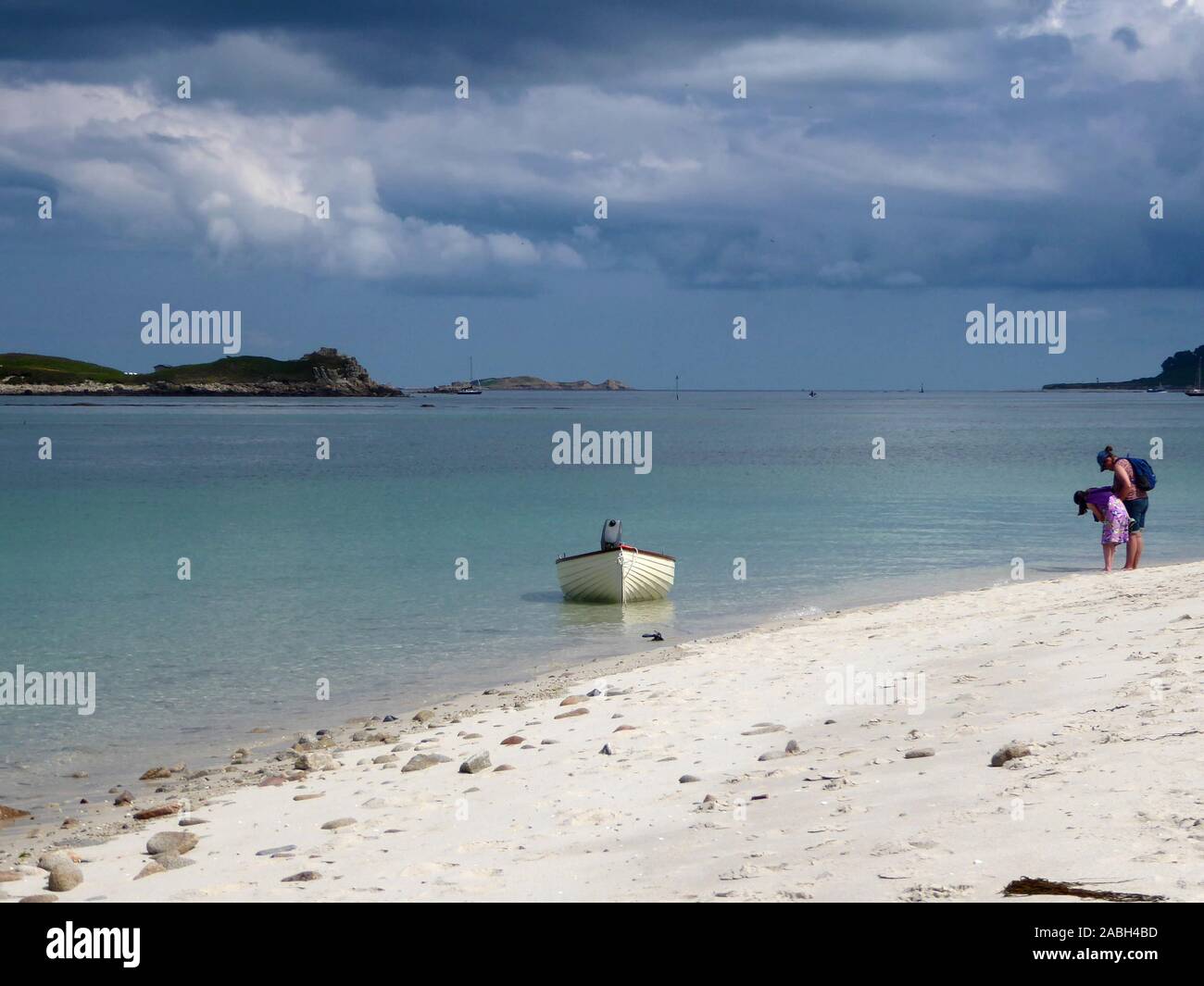 The beach on Samson, and, across the Flats, Carn Near on Tresco, Isles ...