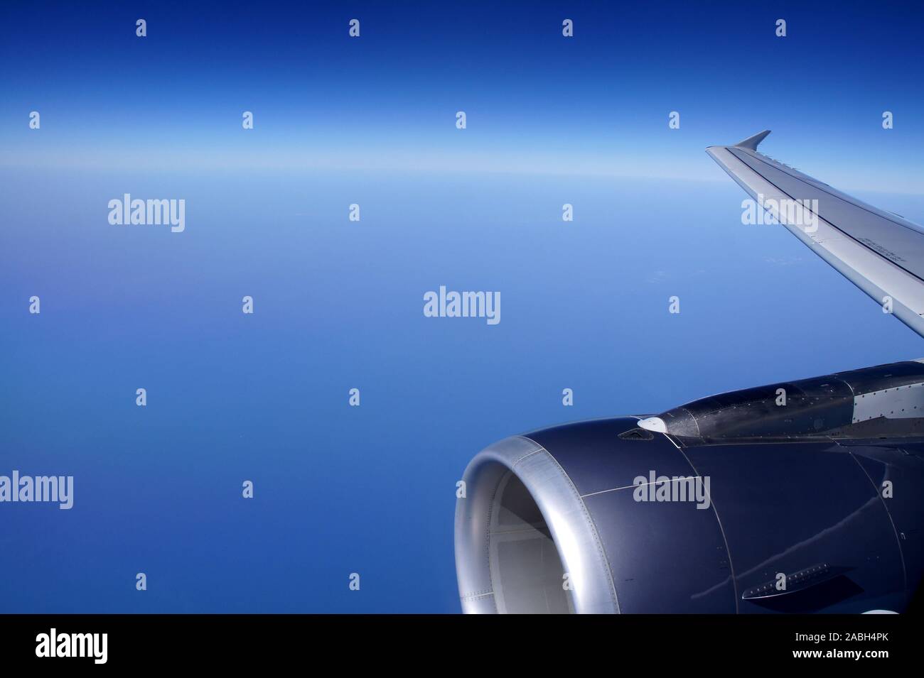 A pilots workplace - view out of an airplanes window Stock Photo - Alamy