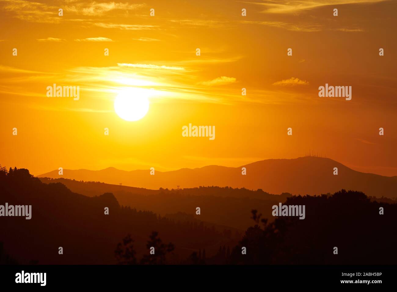 Beautiful sunset tuscany hi-res stock photography and images - Alamy