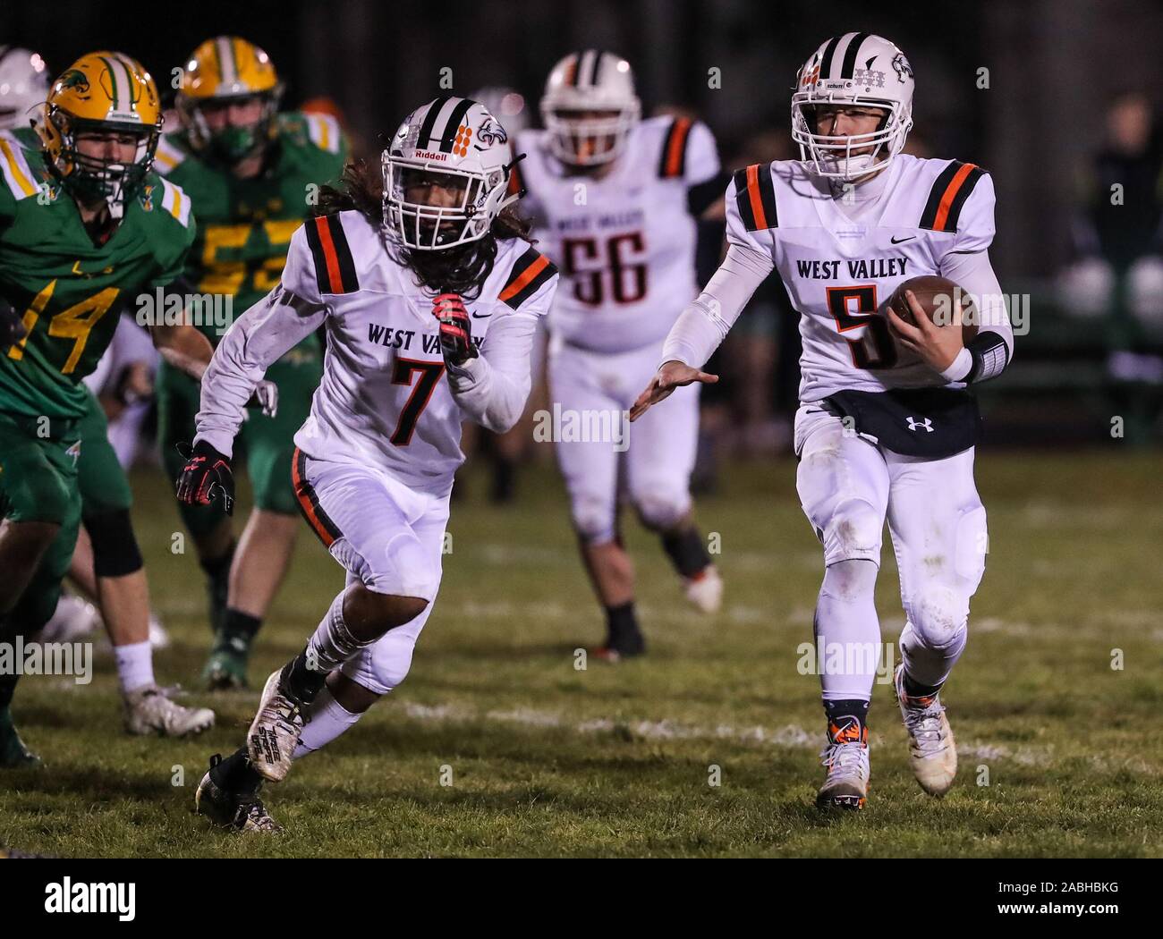 Football action with West Valley High School (Spokane Valley vs ...