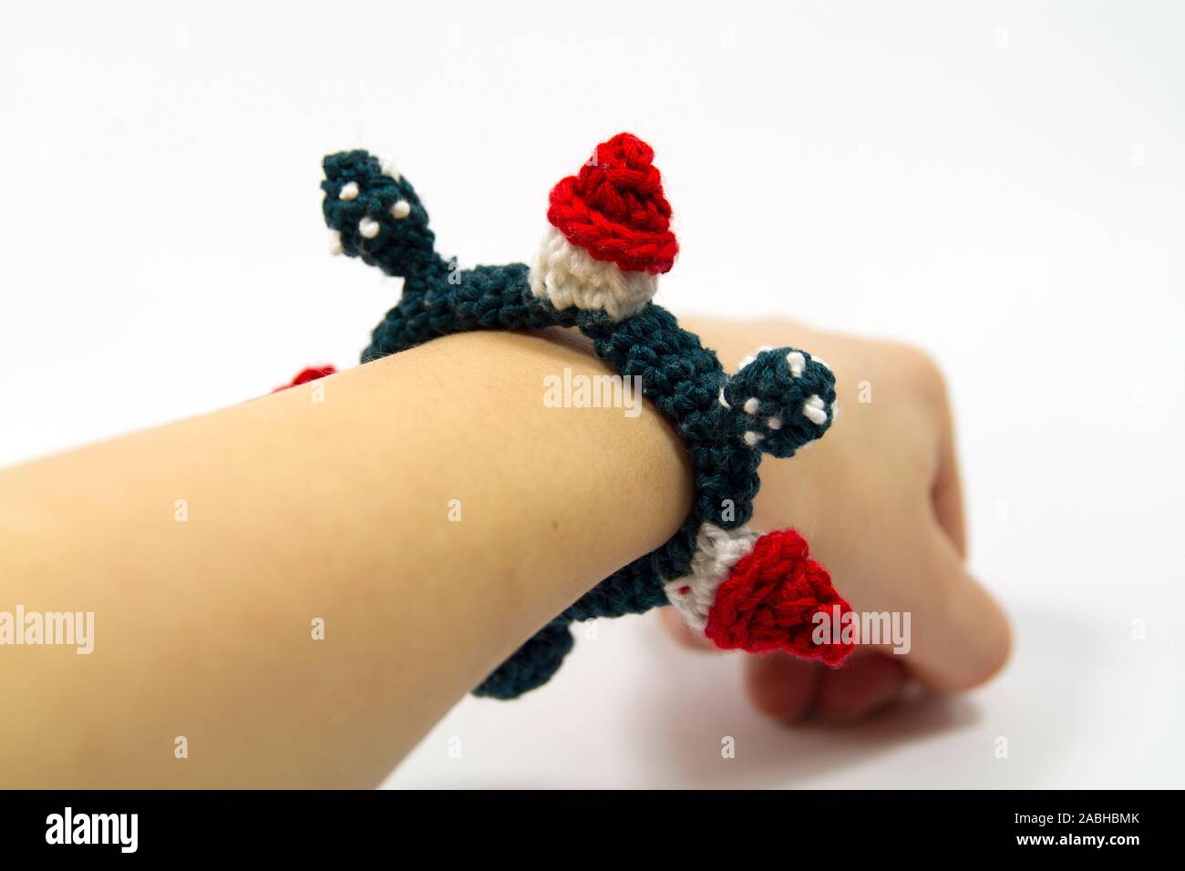 Hand crocheting hi-res stock photography and images - Alamy