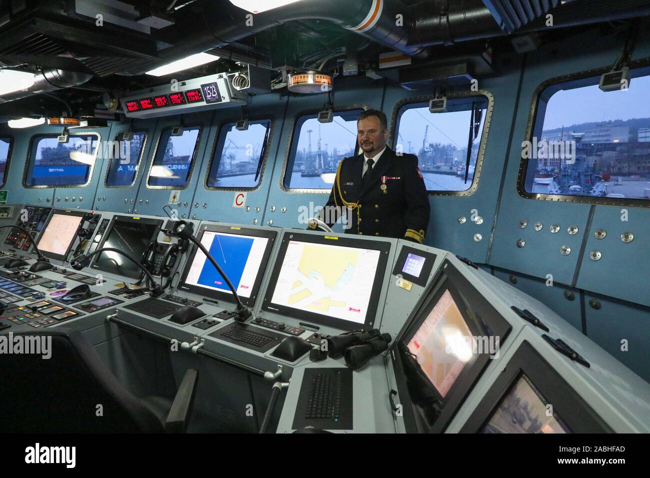 Gdynia, Poland. 27th, Nov. 2019 Polish Navy ORP Slazak patrol vessel ...