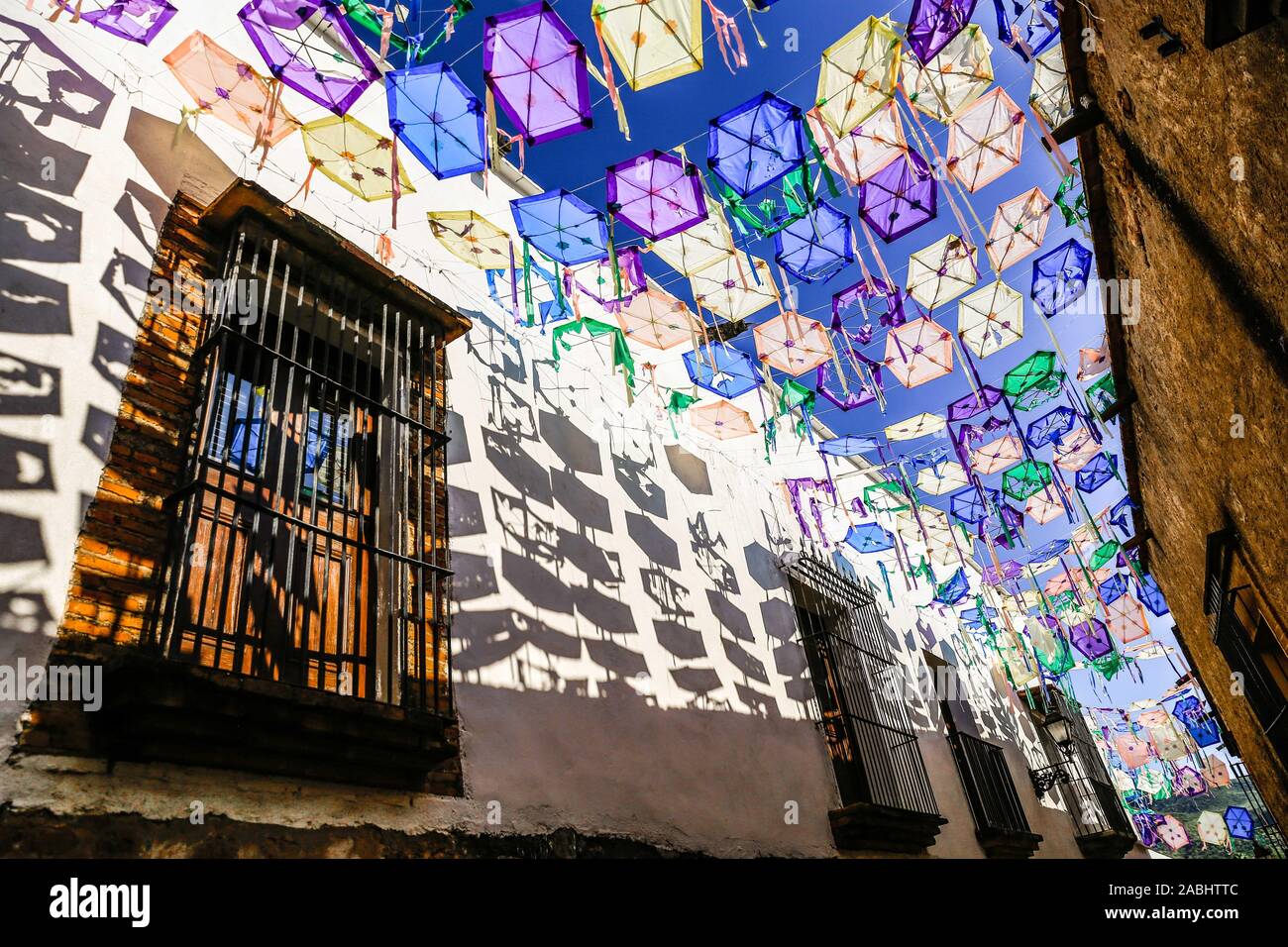 Alley kiss callejon del beso hi-res stock photography and images - Alamy