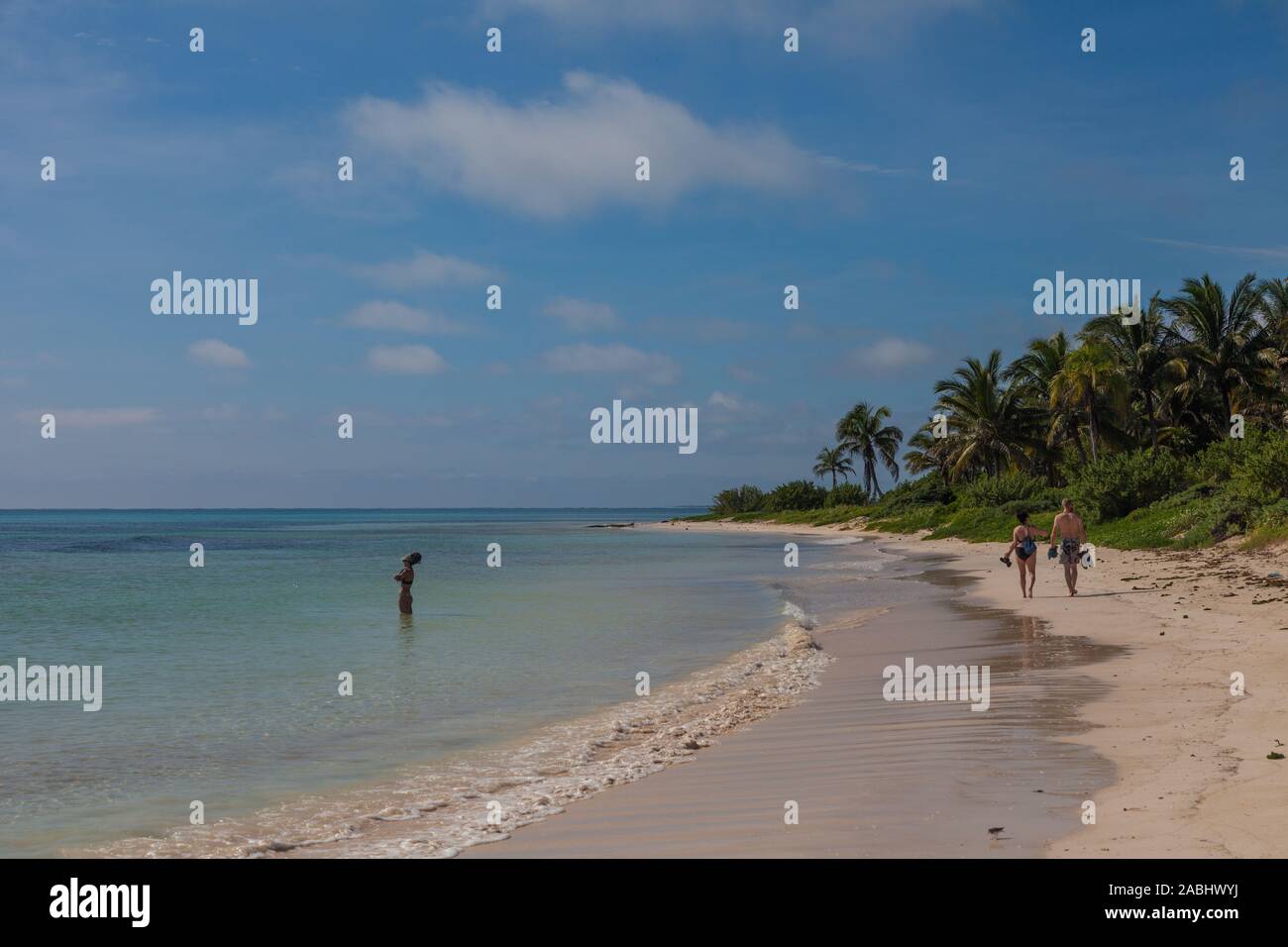 People on an idyllic beach on the Mayan Riviera near Tulum, Mexico ...