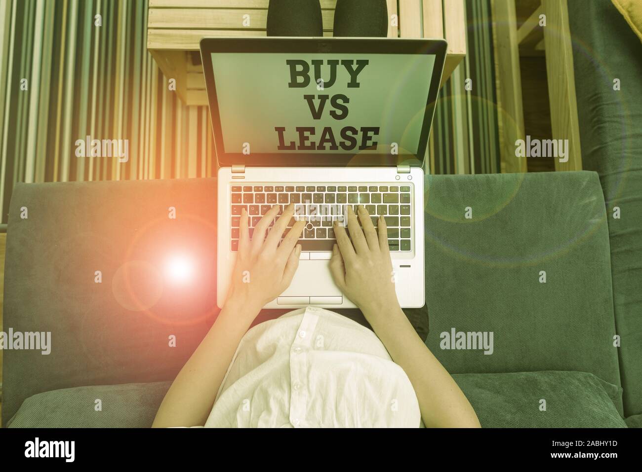 Business home versus office hi-res stock photography and images - Alamy