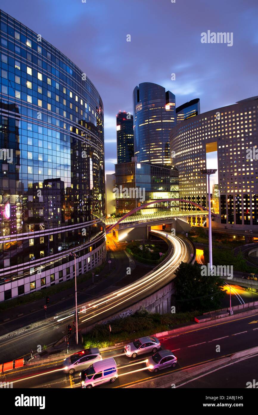 La Defense district, Paris Stock Photo - Alamy