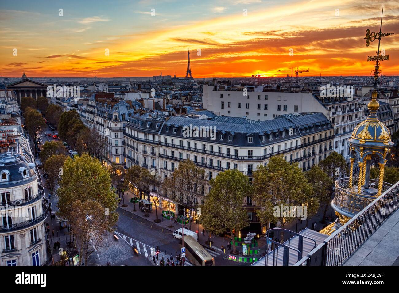 Madeleine paris aerial hi-res stock photography and images - Alamy