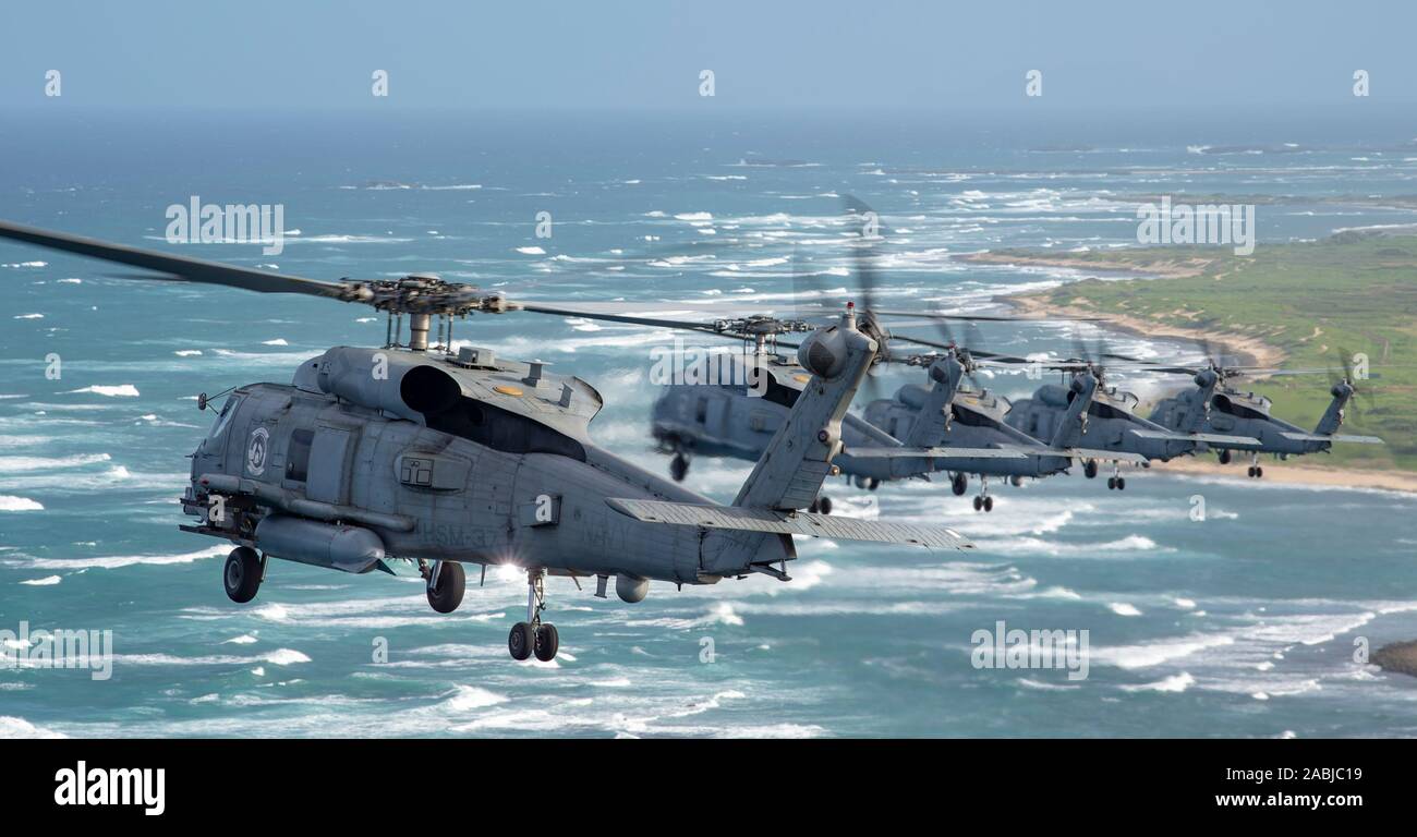 191126-N-XG173-1598 KANEOHE BAY, Hawaii (Nov. 26, 2019) An MH-60R Sea ...