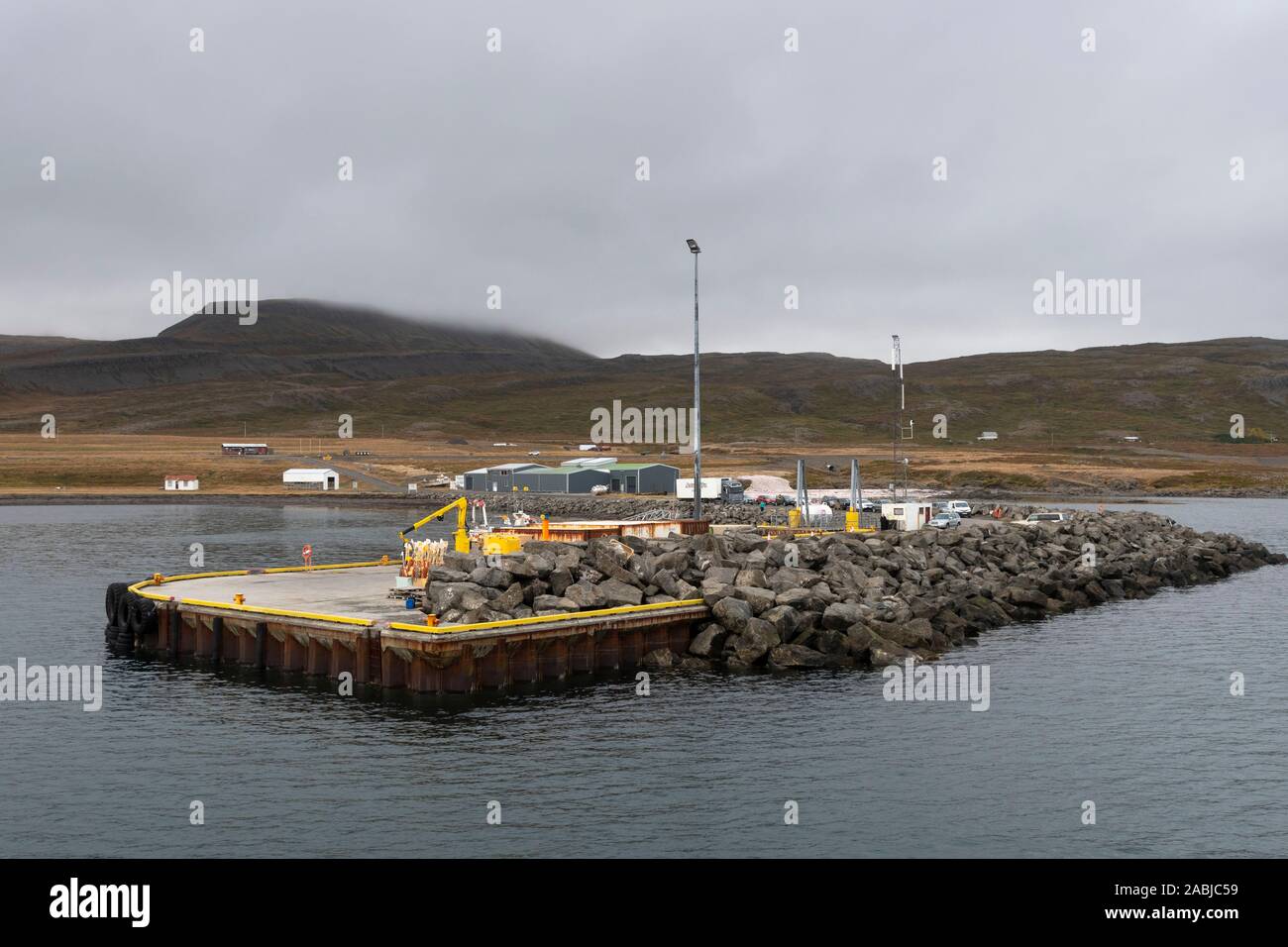 Wharf dock jetty hi-res stock photography and images - Alamy
