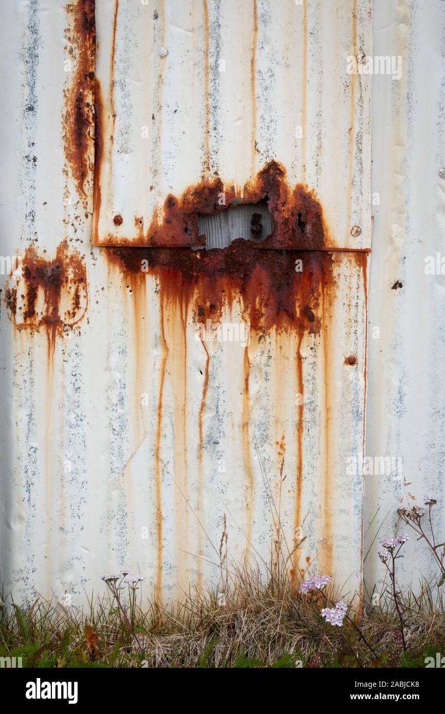 Rotten iron hi-res stock photography and images - Alamy
