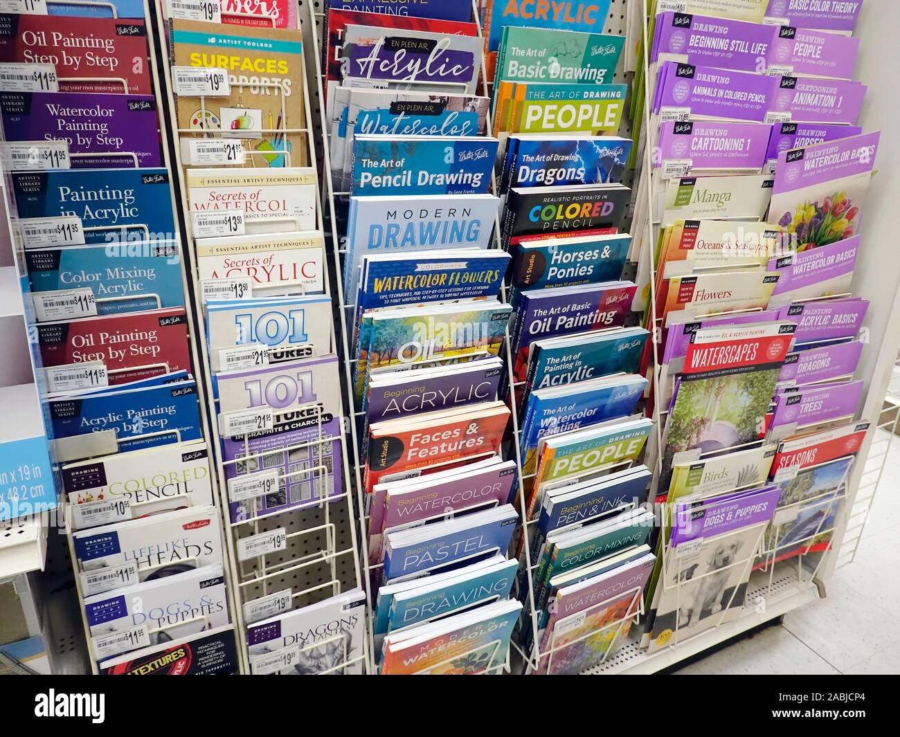 Display of Art Books in an Arts & Craft Store Stock Photo - Alamy