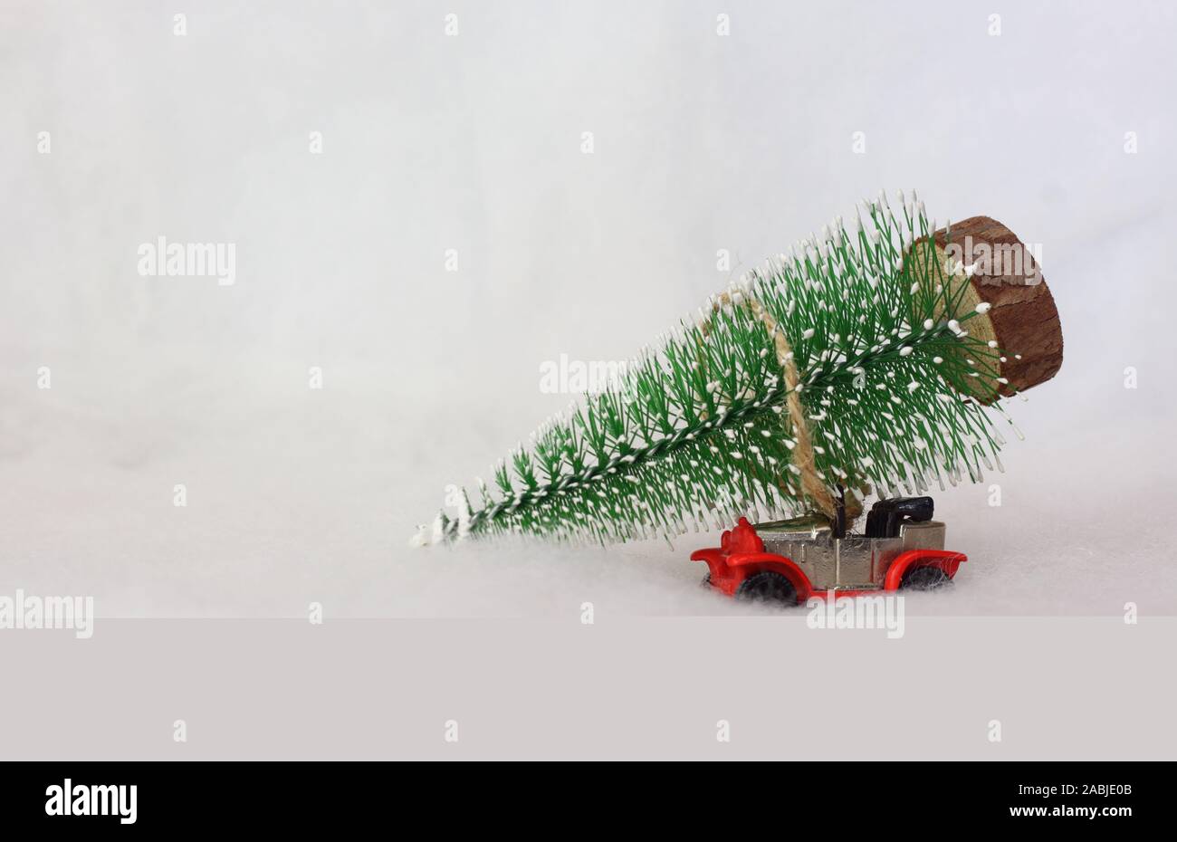Car carrying a christmas tree hi-res stock photography and images - Alamy